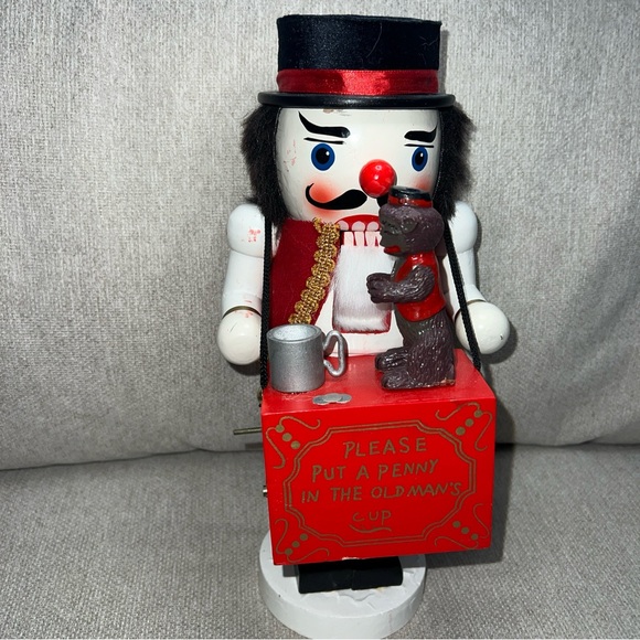 Holiday | Ticket Seller For Circus Nutcracker 13 Tall Please Put A ...